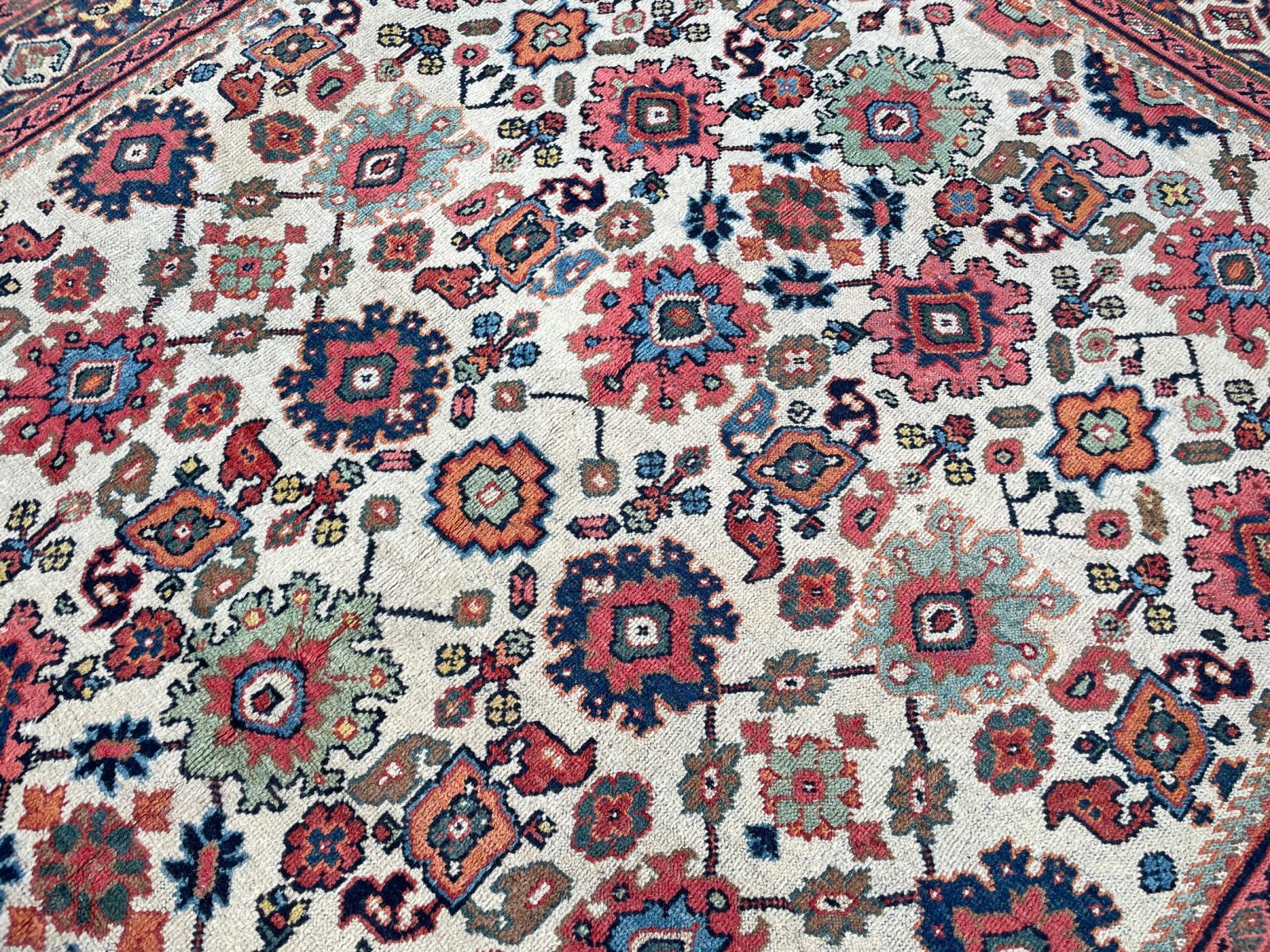 Antique Mahal carpet - Farnham Antique Carpets